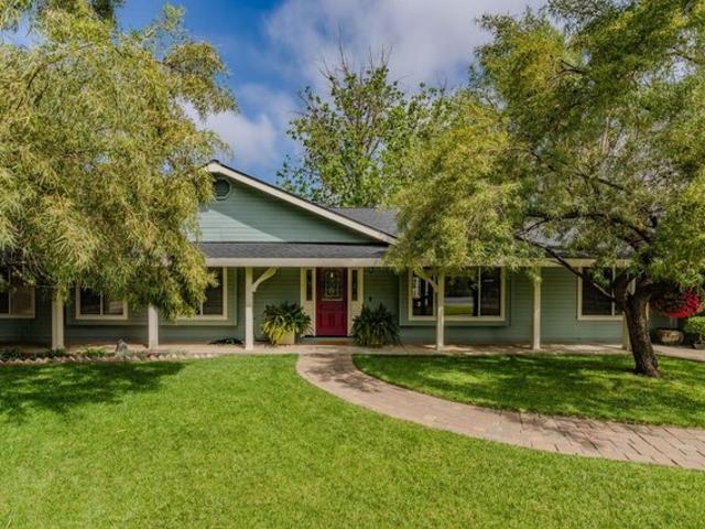 6364 Baldwin St, Valley Springs, CA 95252