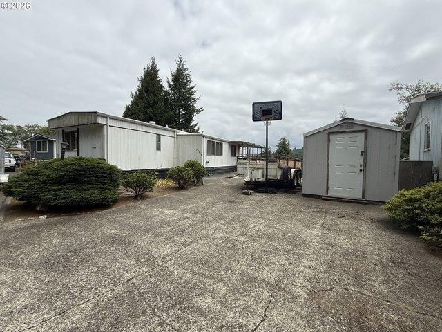 63659 Clear View Dr, Coos Bay, OR 97420