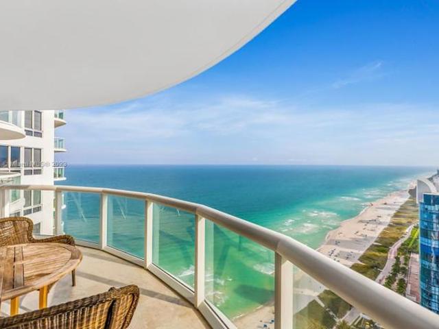 6365 Collins Ave #3906, Miami Beach, FL 33141