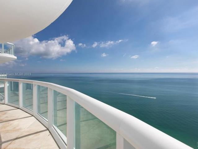 6365 Collins Ave #4102, Miami Beach, FL 33141