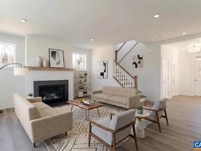 6366 Louisa Rd