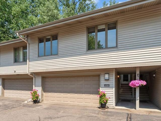 6368 Pheasant Ct, Edina, MN 55436