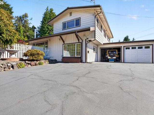 63697 isthmus heights rd
