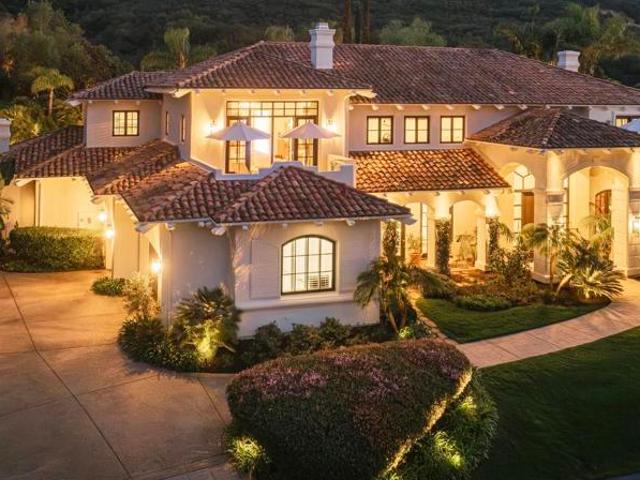 6369 Clubhouse Drive
