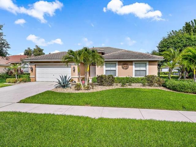 6369 Sand Hills Cir, Lake Worth, FL 33463