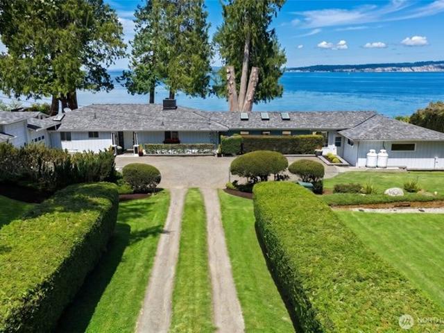 6360 NE Twin Spits Rd, Hansville, WA 98340