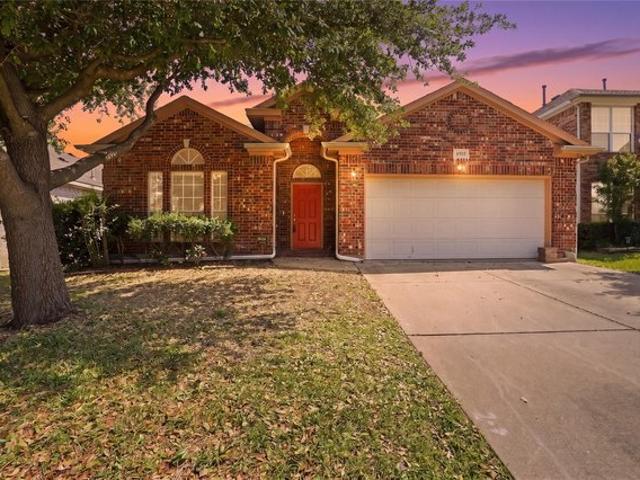 6361 Redeagle Creek Dr, Fort Worth, TX 76179