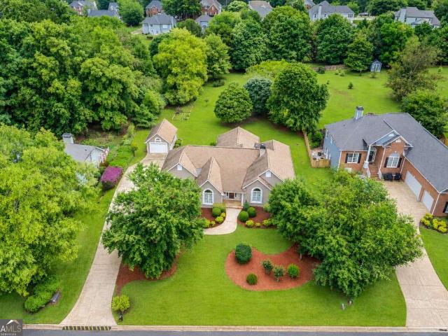 6362 Chestnut Parkway