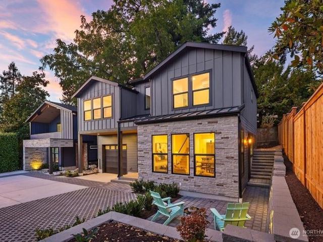 636 11th Ave, Kirkland, WA 98033