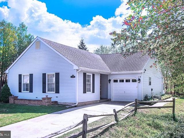 636 Caribbean Way, Williamstown, NJ 08094