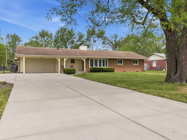 636 Clossey Dr, Indianapolis, IN 46227