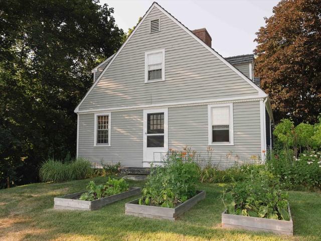 636 Bernardston Rd