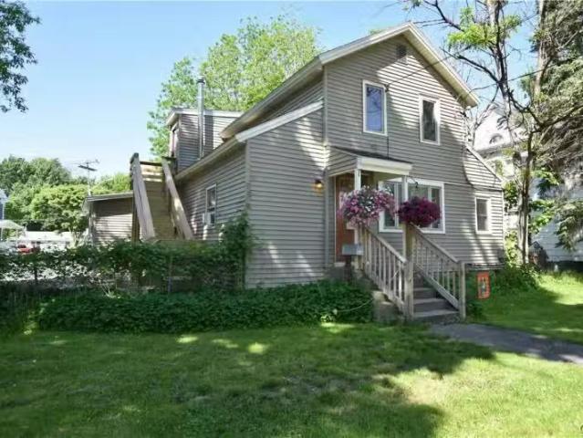 636 GOTHAM ST, WATERTOWN, NY 13601 Single Family Residence For.