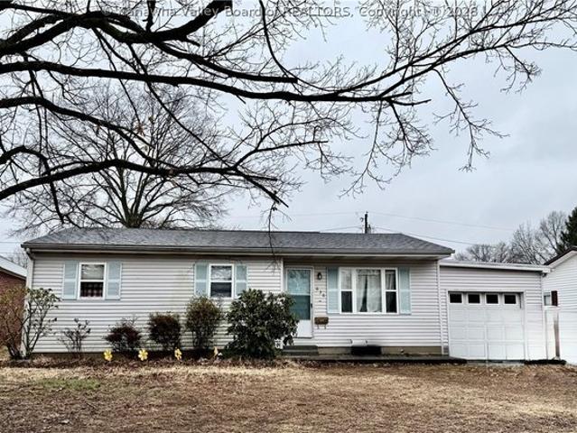 636 Douglas Ave, Ravenswood, WV 26164