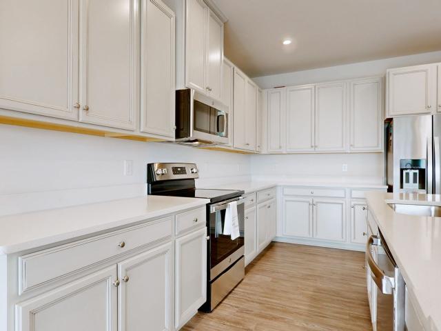636 Exmoor Dr