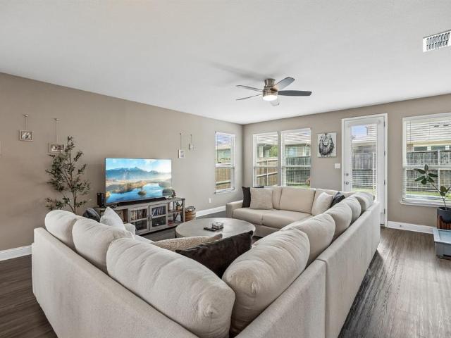 636 Fox View Drive