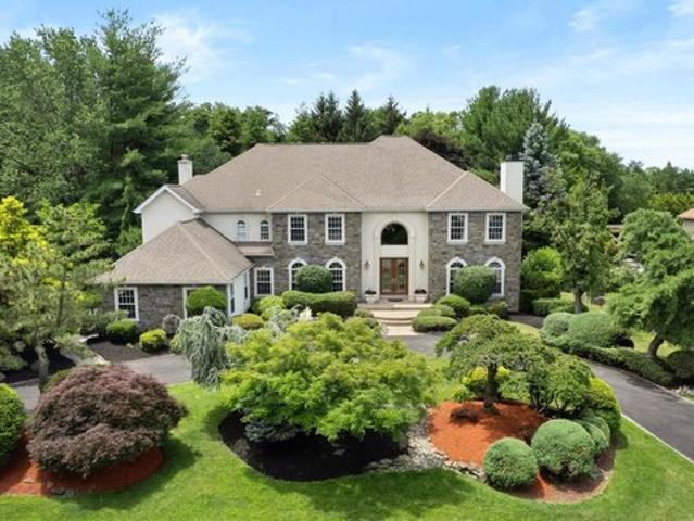 636 Korisa Dr, Huntingdon Valley, PA 19006