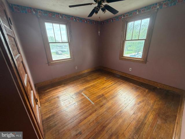 636 Holy Cross Rd, Baltimore, MD 21225 | MLS #MDAA2143