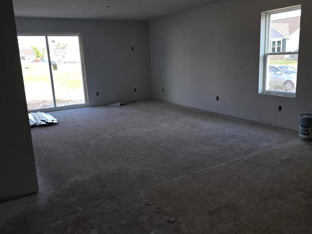 636 Harvest Ln