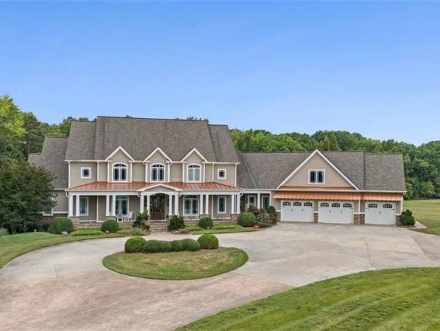 636 Lee Road