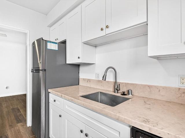 636 Linden Ave Studio Apartment for Rent at 636 Linden Ave, Long Beach, CA 90802 Downtown Long Beach