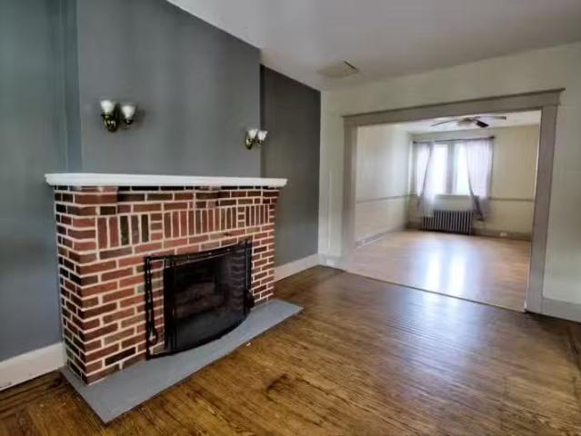 636 N Augusta Ave, Baltimore, MD 21229