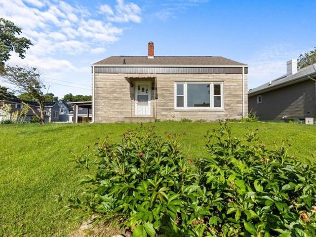 636 N State St, Mishawaka, IN 46544