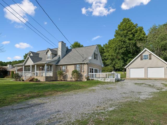 636 Shelley Dr