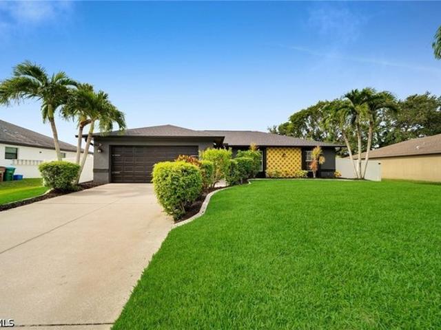 636 SW 10th St, Cape Coral, FL 33991