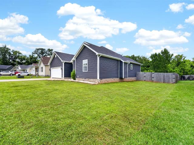 636 Red Maple Street