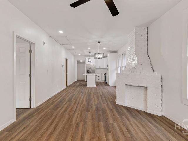 636 W 35th Street