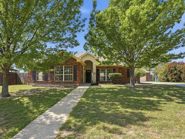 636 Whitetail Deer Ln, Crowley, TX 76036