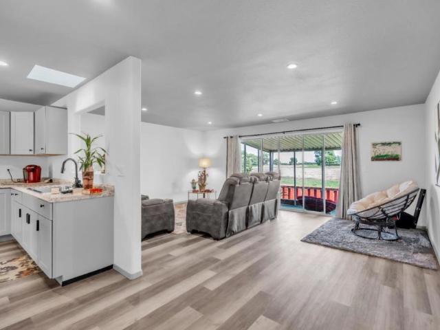 636 Yellowstone Drive