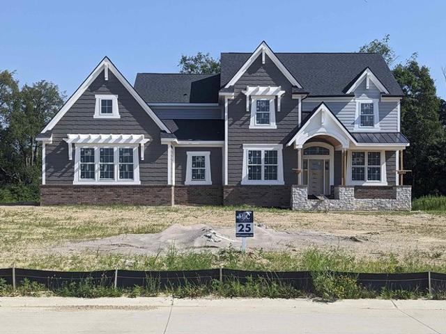 63744 Mulberry Dr Unit 4, Washington, MI 48095