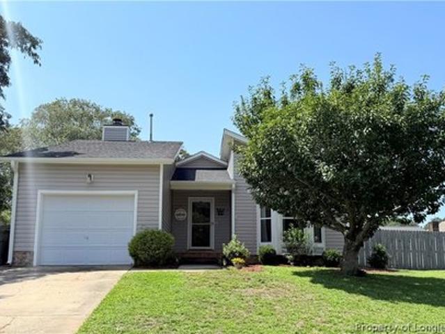 6374 Lake Trail Dr, Fayetteville, NC 28304