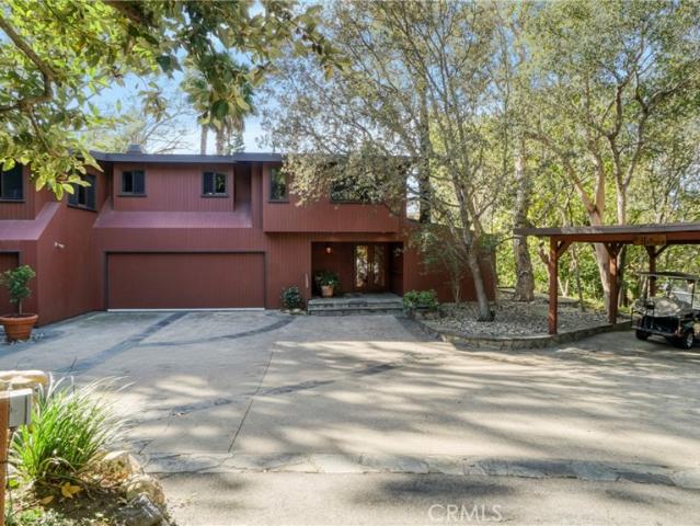 6377 Via Escondido