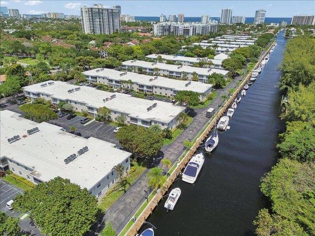 6379 Bay Club Dr Apt 2, Fort Lauderdale, FL 33308