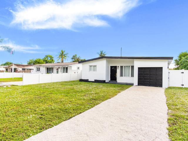 6370 Plunkett St, Hollywood, FL 33023 | MLS #R11146