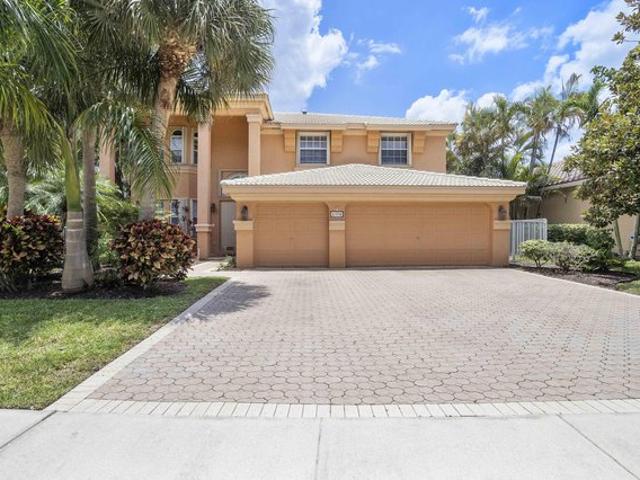 6370 Stonehurst Cir, Lake Worth, FL 33467