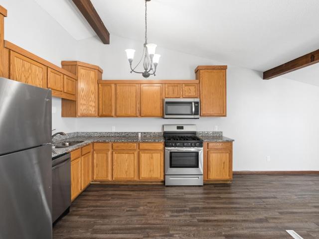 6371 Aspenwood Plaza