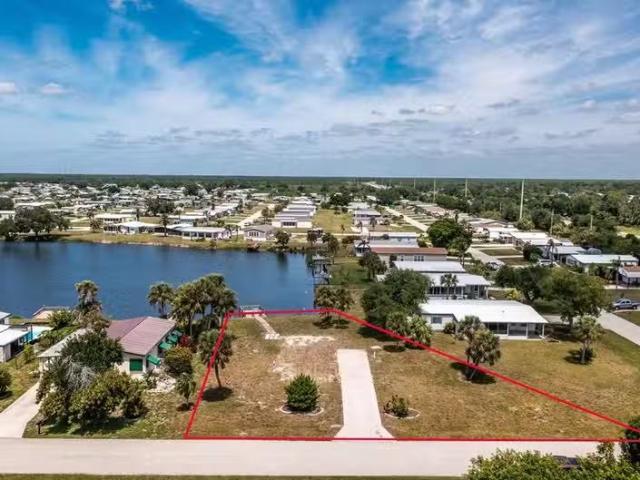6371 Falcon Dr, Englewood, FL 34224 MLS D6136004