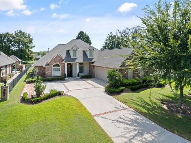 6372 Beau Douglas Ave, Gonzales, LA 70737