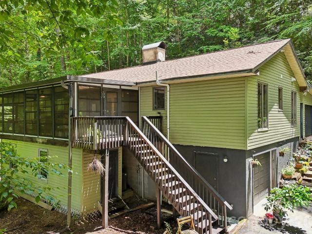 637 Cascade Lake Road