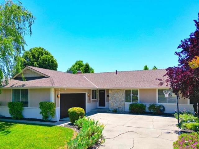 637 Dover Way, Livermore, CA 94551