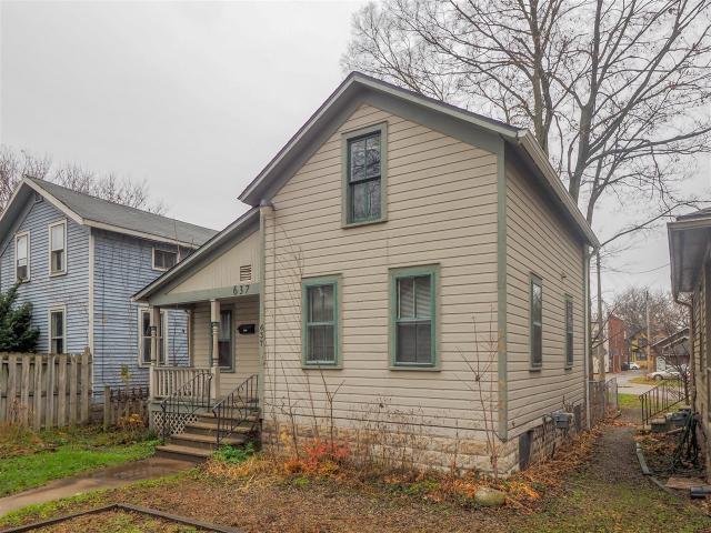 637 Davis Street
