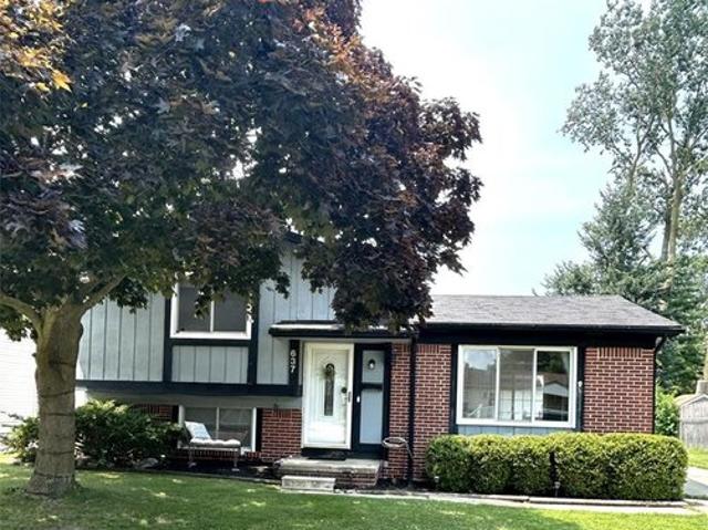 637 Dane Dr, Monroe, MI 48162