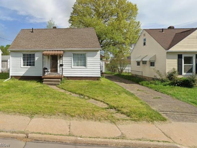 637 E Wilbeth Road