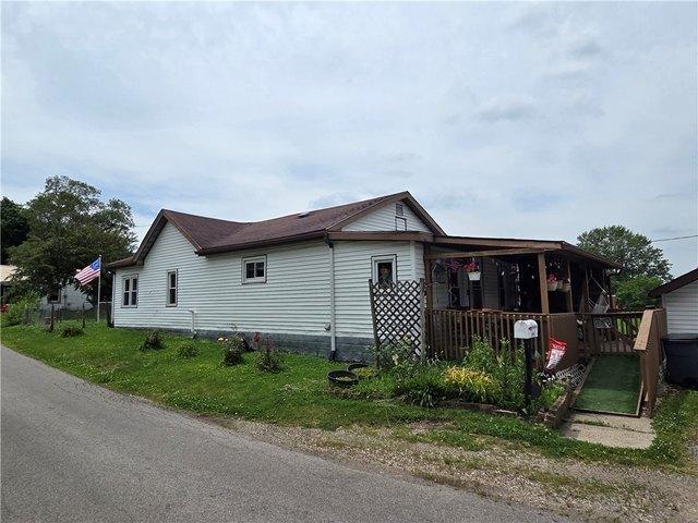 637 Highland Ave, Bellefontaine, OH 43311