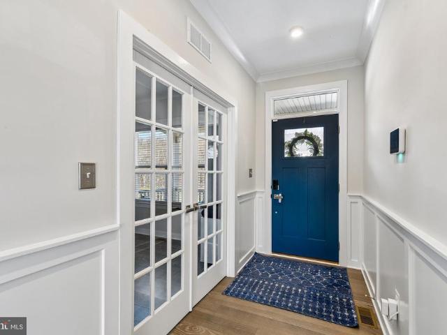 637 Iron Road