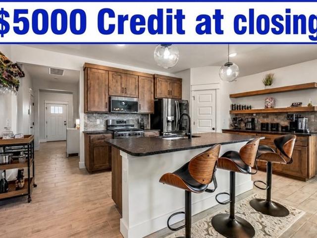 637 Lewis St, Pea Ridge, AR 72751